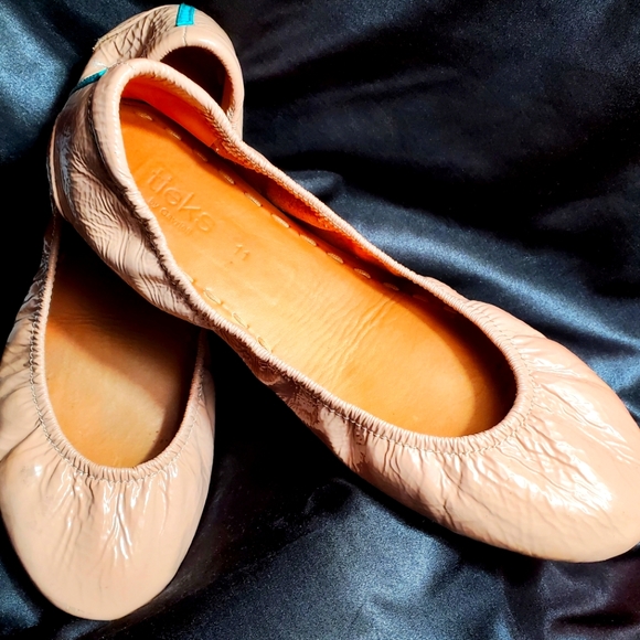 Tieks | Shoes | Tieks Diamond Pink Blush Croc Size 1 | Poshmark